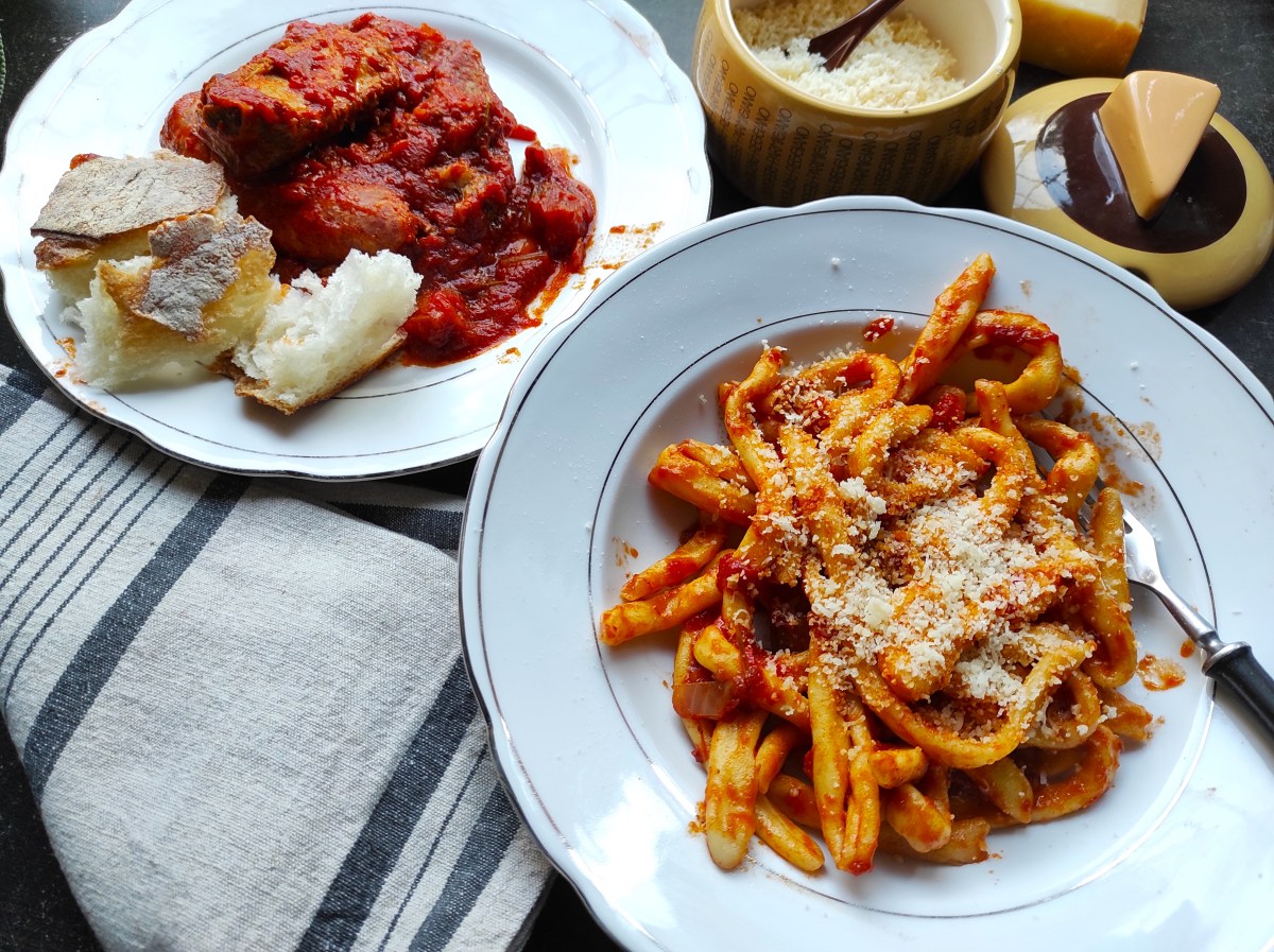 Maccheroni al ferretto z domowym ragù – Maccheroni al ferretto con ragù ...